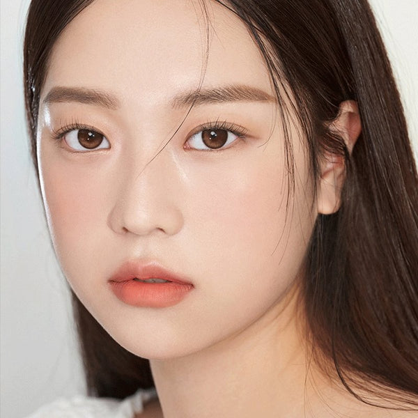 Secretive Kristin Brown – eotd